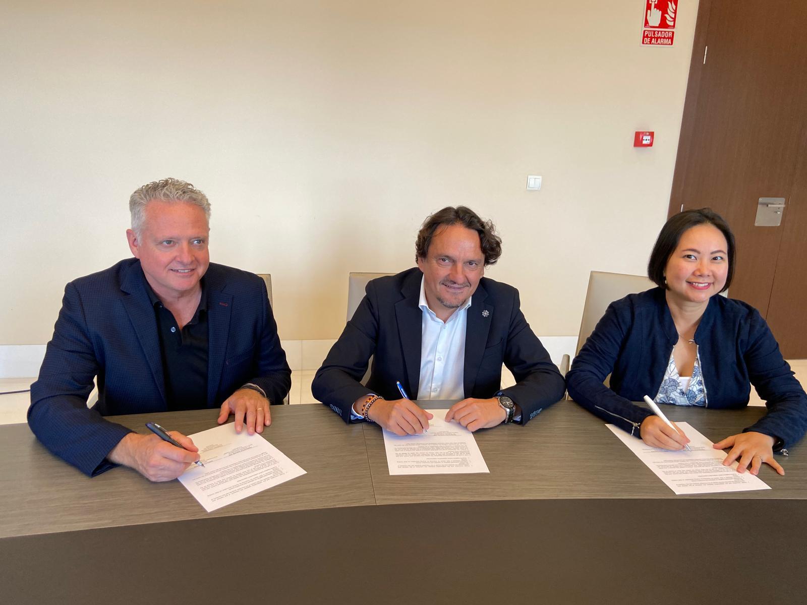 Port Authorities of Halifax, Hamburg and Valencia – Port Innovators ...