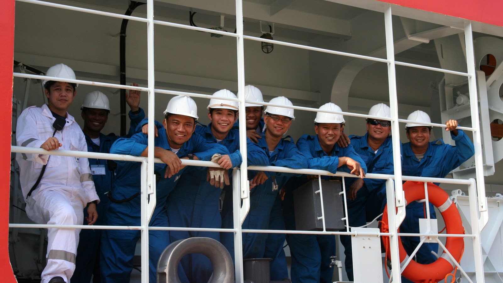 Transport Canada issues new guidelines on crew changes - World Port ...